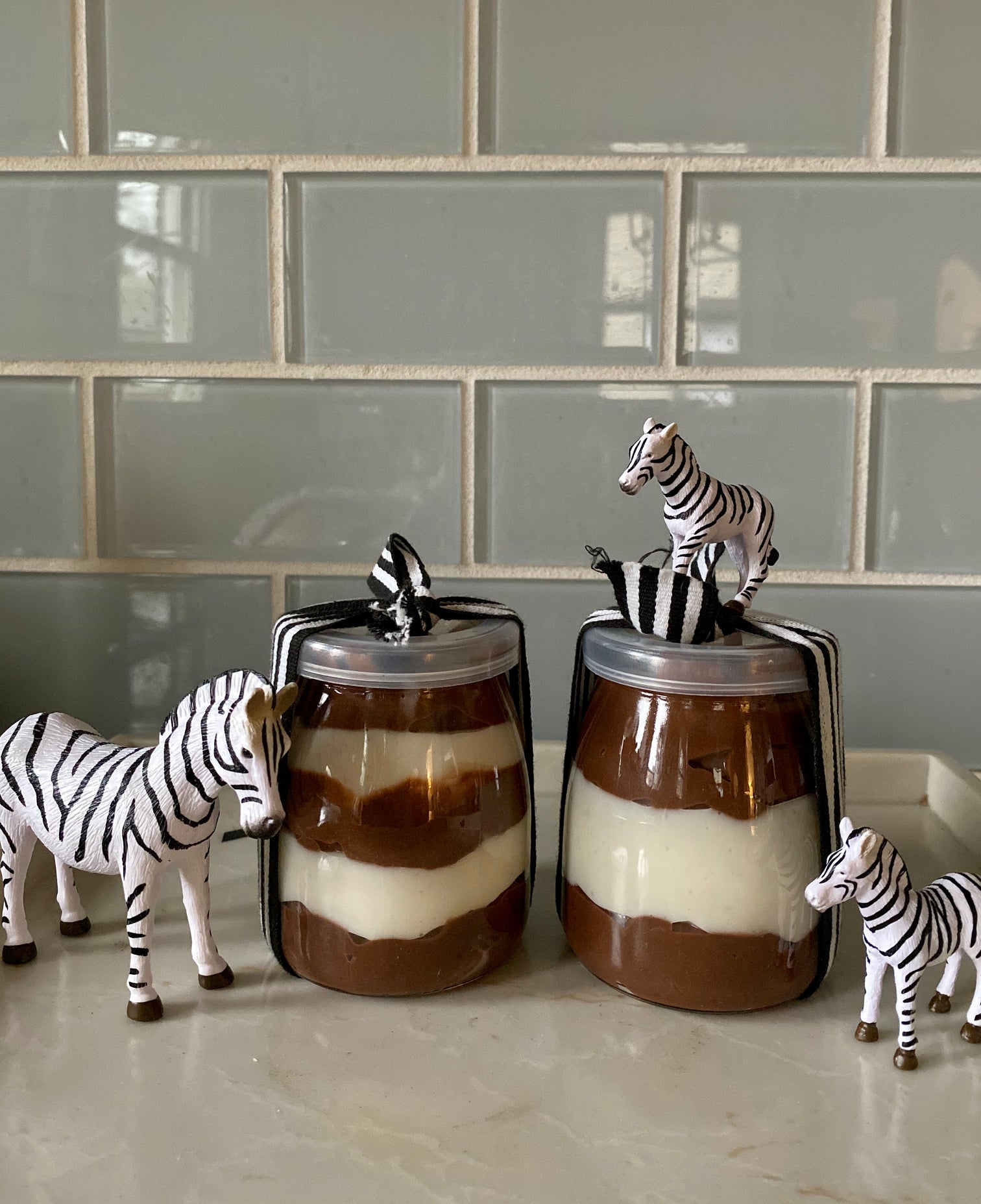 DIY Zebra Puddings for your Animal Lover Party – Lucy Darling