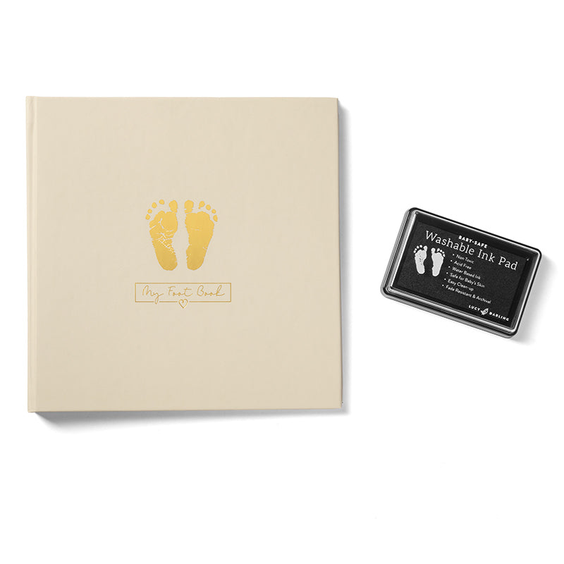 My Foot Book: Footprints Through the First Year – Lucy Darling